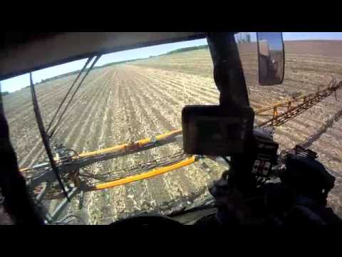 Hagie STS 16 1,600 Gallon Sprayer In Cab Operators View Spraying Corn ...