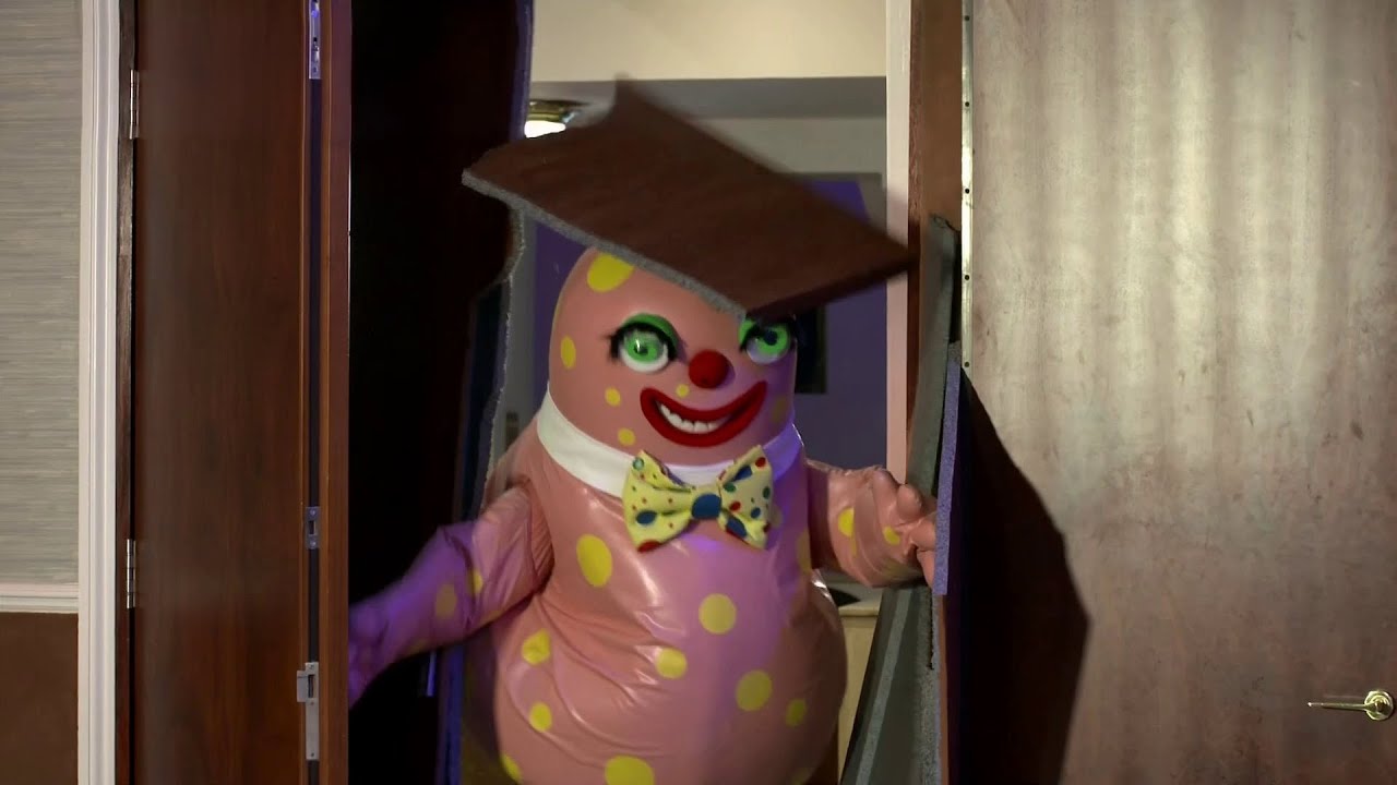 Puppet Aid feat. Mr Blobby - Children In Need 2021 in 4K - YouTube