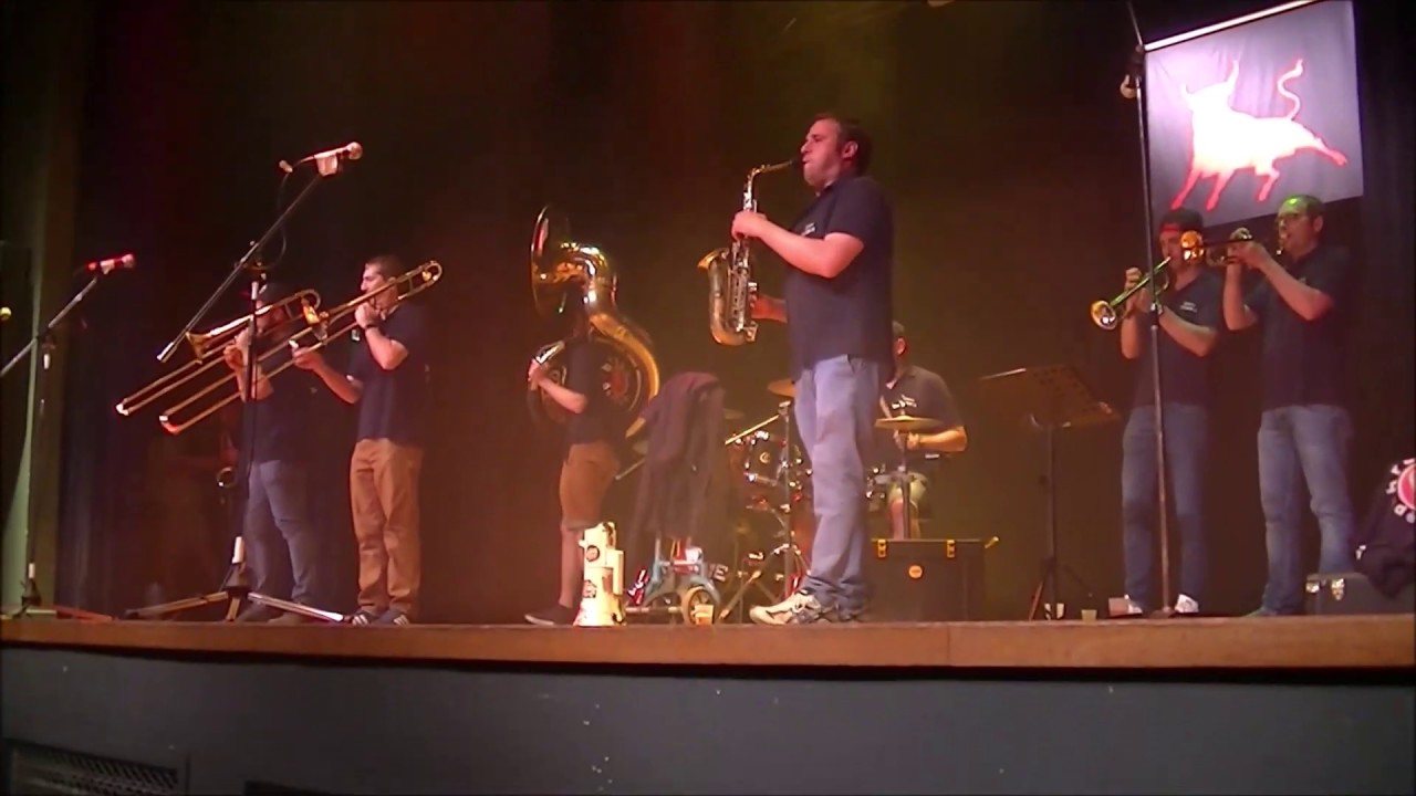 Banda Fiesta 2019 - Brass Délirium - YouTube