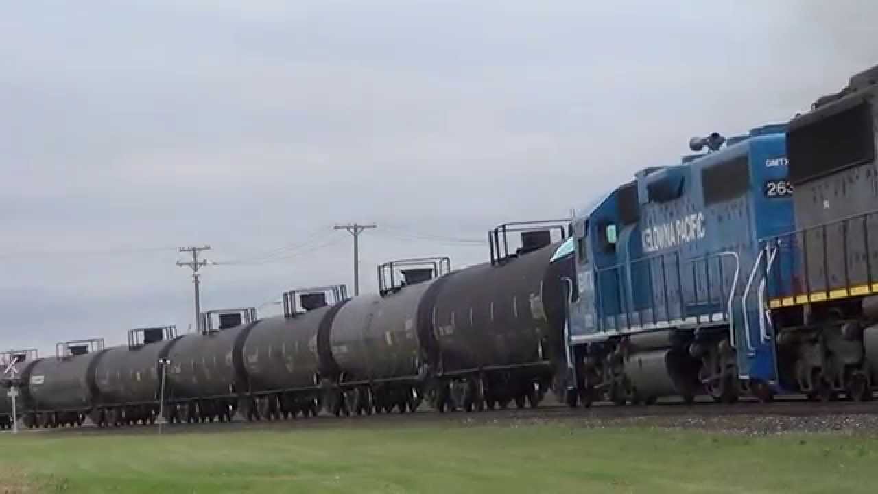 CN 405 Rounds Curve - YouTube