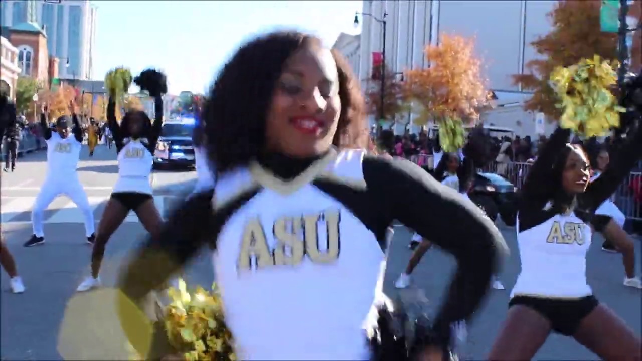 Alabama State University Cheerleaders - YouTube