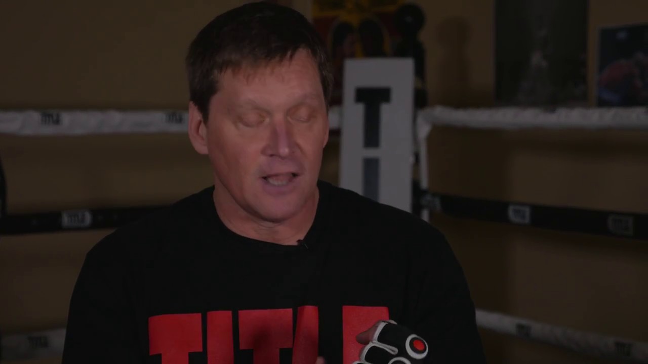 TITLE Gel Rage Fist Wrap Gloves - TITLE Boxing - Gel Knuckle Protectors ...