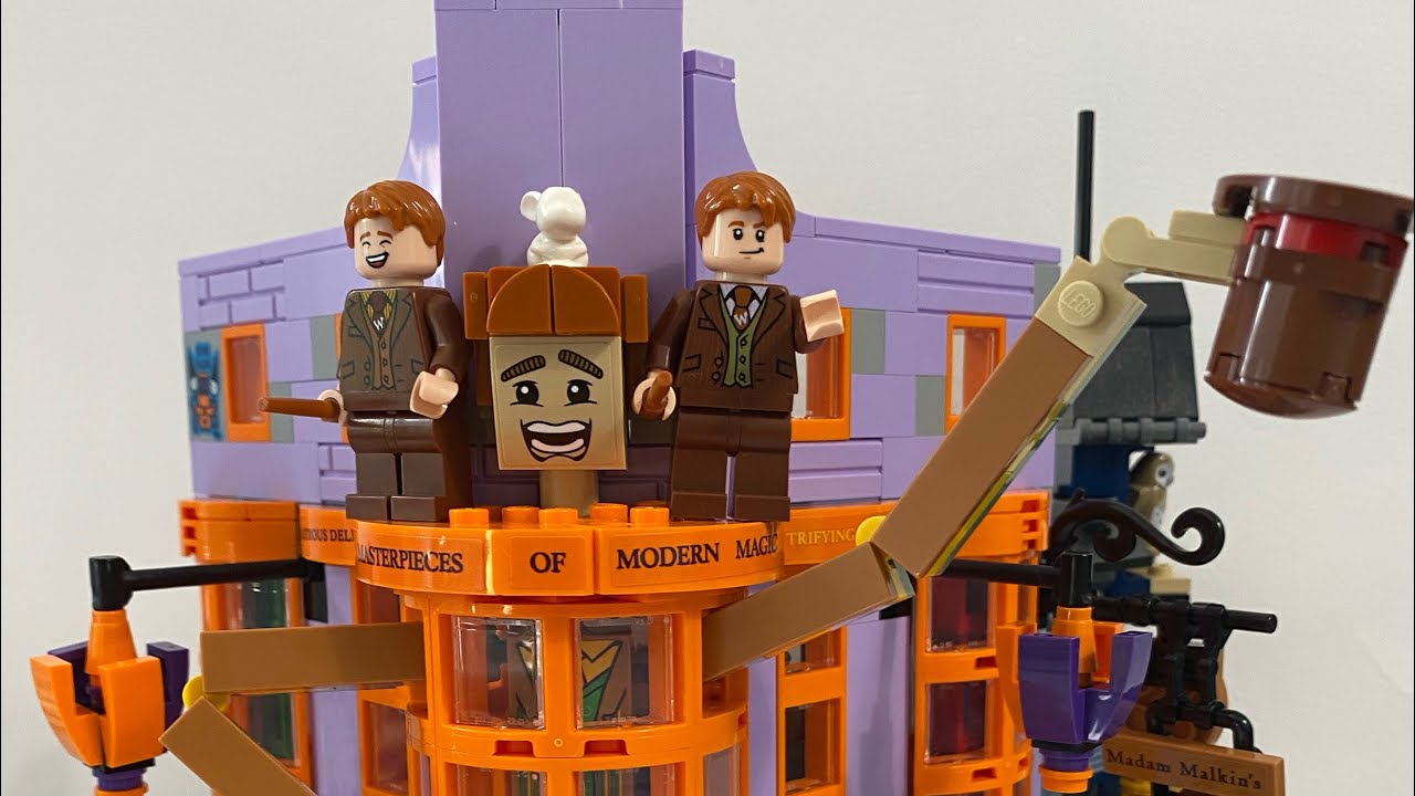 Weasley shop trailer (stop Motion) - YouTube