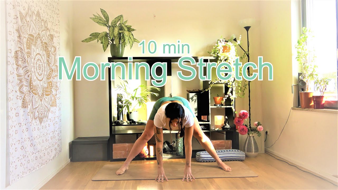 Short and effective morning yoga routine | Wake up yoga - YouTube