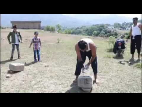 #pakistan #kotliajk #stonelifting Pehlwan Adnan stone lifting - YouTube