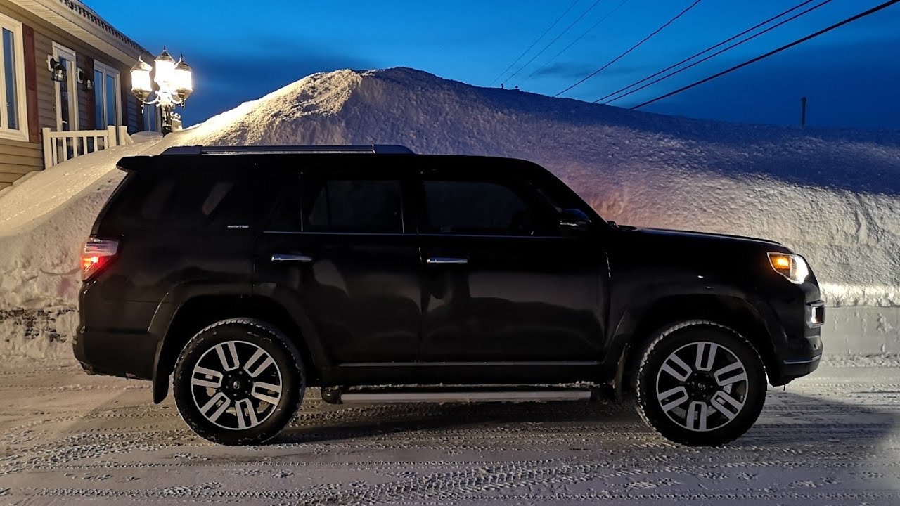 Blizzard timelapse and trying 5th Gen 4Runner Limited in deep snow ...