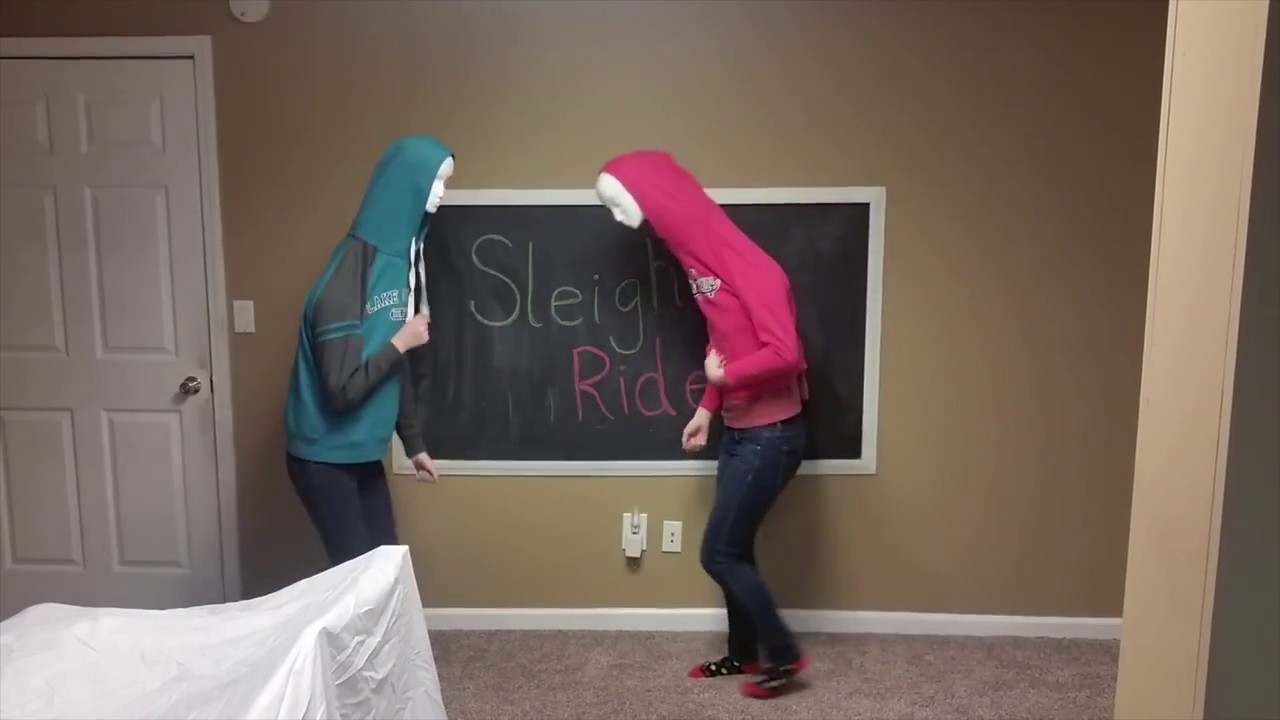 Sleigh Ride Mannequin Head Dance - YouTube