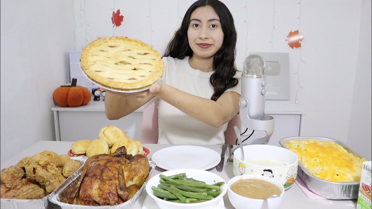 ASMR~Thanksgiving Dinner with your Bestie Roleplay!! 🥧🍁 - YouTube