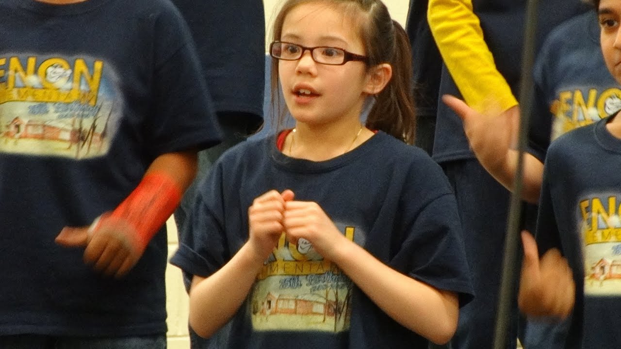 School Singing Performance Third 3rd Grade Kids Party Birthday ...