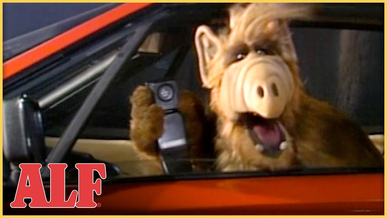 How Did ALF Afford a Ferrari for Lynn!? 🏎️ | S1 Ep10 Clip - YouTube