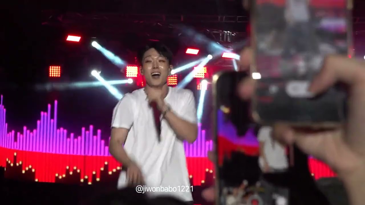 220918 Break It Down - BOBBY at HIPHOPPLAYA - YouTube