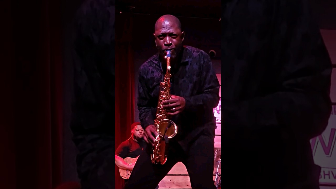 Mike Phillips sax is 🔥 #shorts #saxophone #saxlove - YouTube