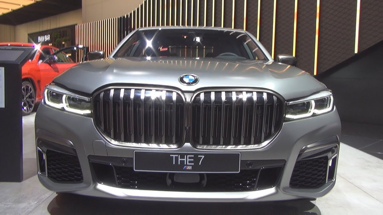 BMW M760Li xDrive Sedan (2020) Exterior and Interior - YouTube