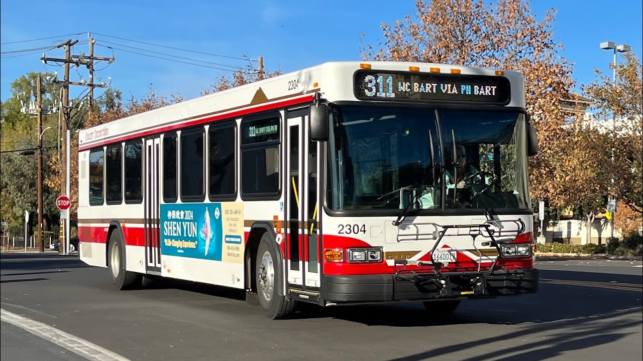 ⁴ᴷ⁶⁰ NEW BUS | County Connection 2023 Gillig Low Floor 40' #2304 on ...