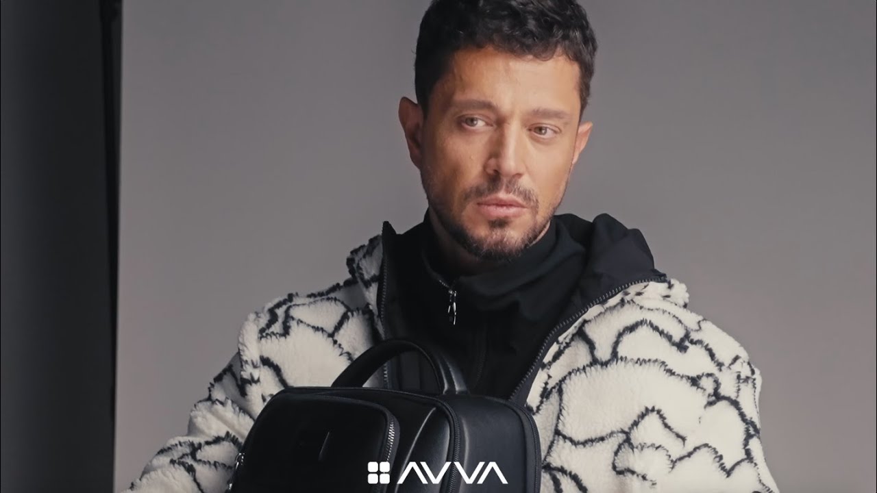 AVVA FW25/26 BACKSTAGE - RÜZGAR GEÇİRMEZ PELUŞ MONT - YouTube