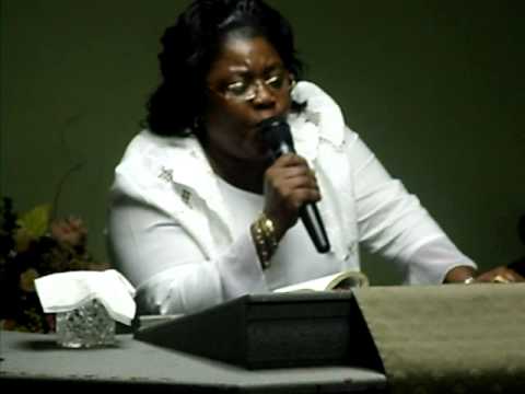 To GOD be the Glory-Pastor Portia Ferguson - YouTube