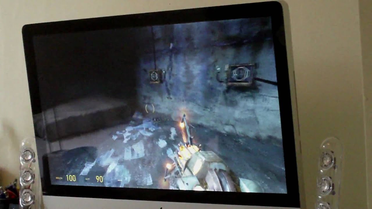 The sexist thing ever! HL2 E2 on my iMac 27" - YouTube