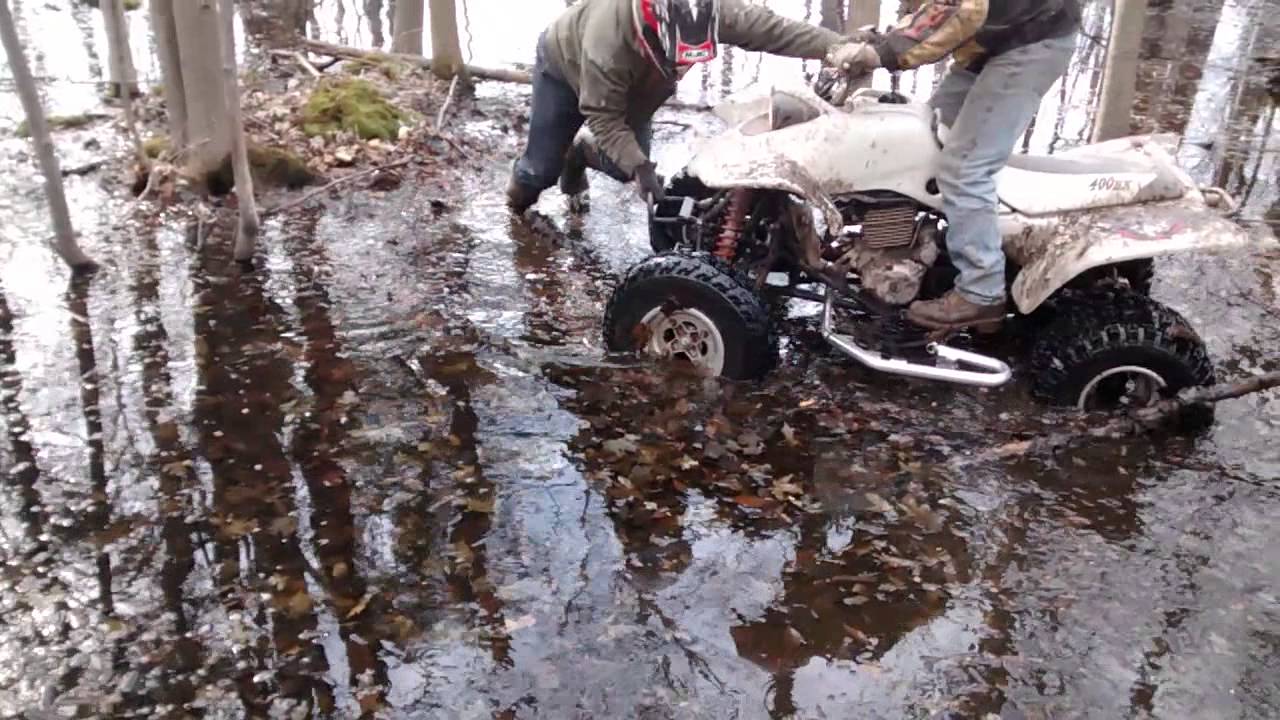 Playing in water 4 wheeler - YouTube