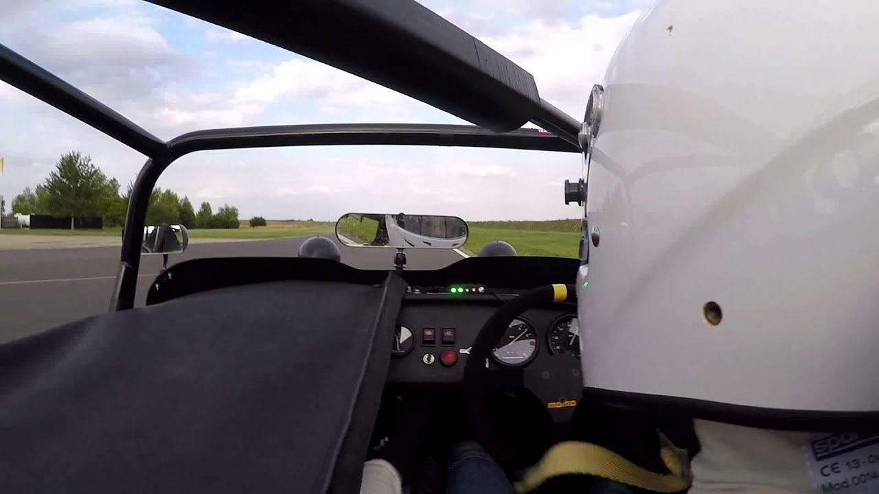Caterham 7 K Series 1.6, Evo track evening Bedford Autodrome flying lap 07/08/2015 - YouTube