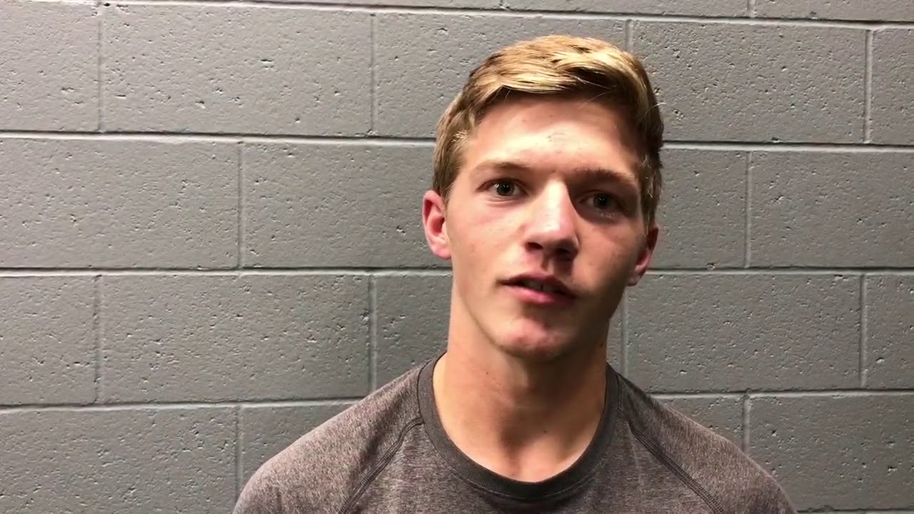 Varsity Football: Baylor Hendren - YouTube
