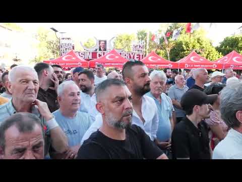 İzmit Belediyesi ve CHP İzmit ilçe Başkanlığı’na yönelik operasyon protesto ediliyor #Canlı