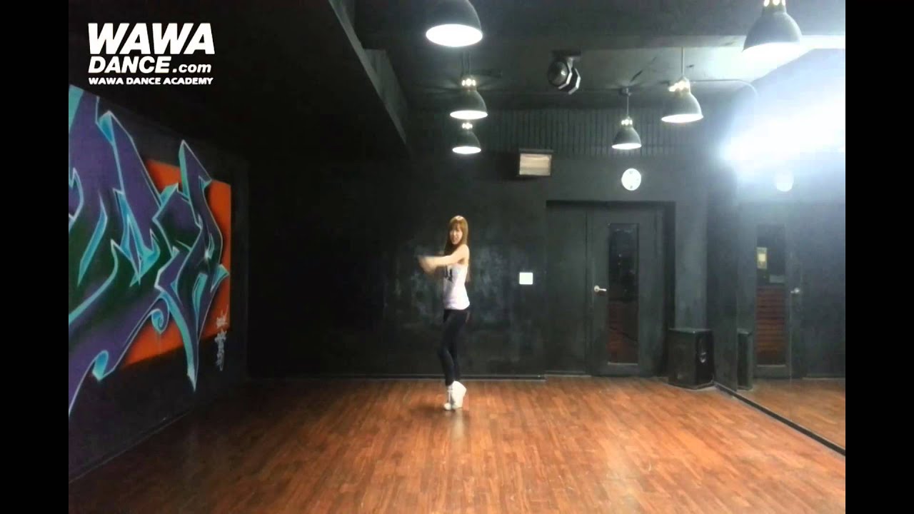 WAWA DANCE ACADEMY RAINBOW TELL ME TELL ME DANCE STEP - YouTube