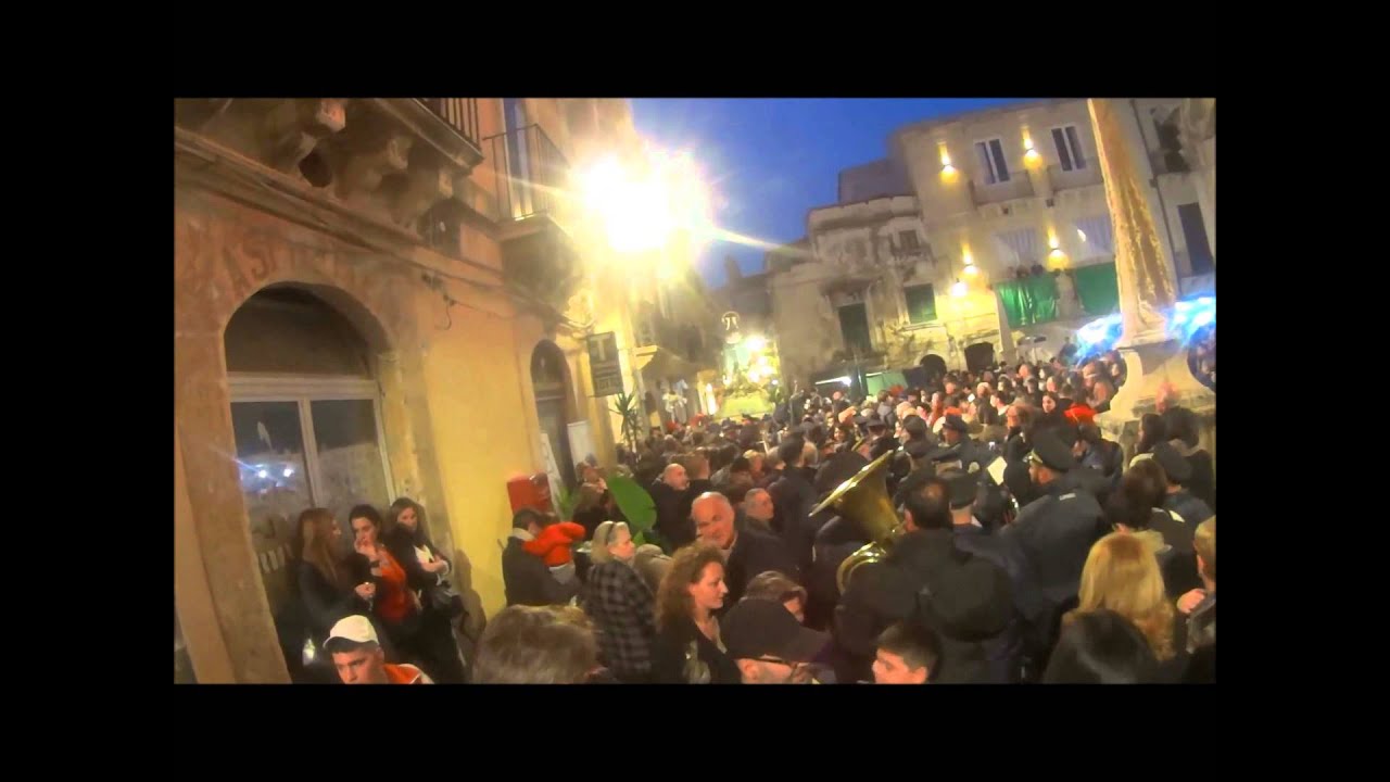 SICILIAN PROCESSION AND PARTY IN SIRACUSE - YouTube