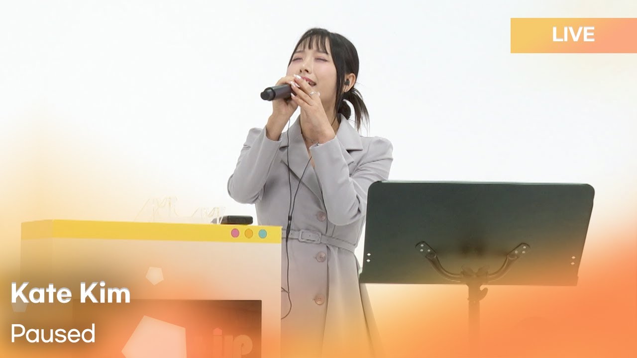 Kate Kim - Paused| K-Pop Live Session | Play11st UP - YouTube