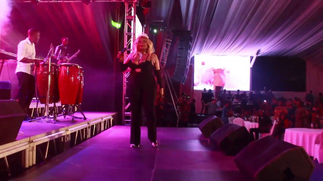 Nakei Naïrobi by Mbilia Bel (Kigali, Dec. 2018) - YouTube