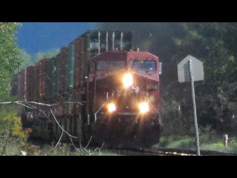 Chasing CP 9780 west (CP 113-12) - YouTube