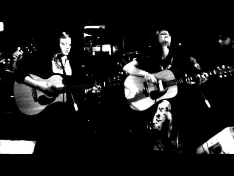 Coma Wall-Summer/Big Wow - YouTube