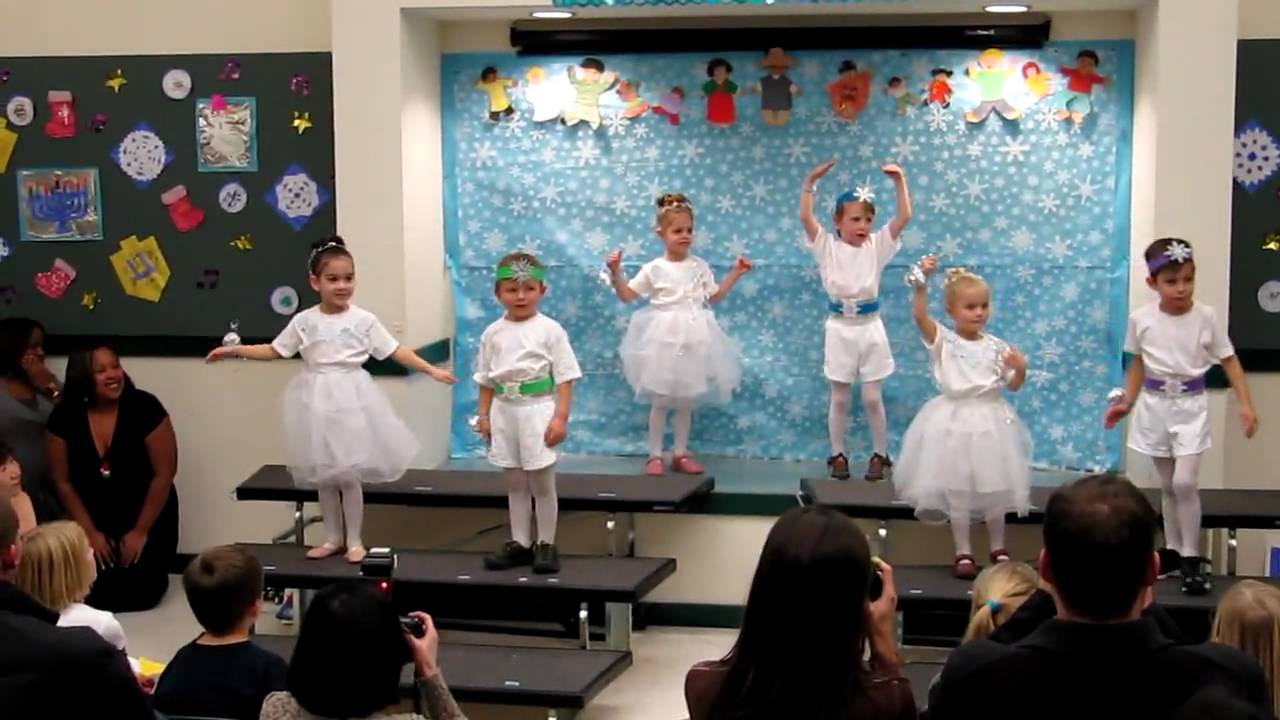 Winter Song Festival Snowflake Dance - YouTube