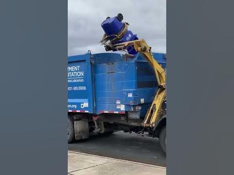 Lid Flipping Heil Python Garbage Truck in Conway, Arkansas! #arkansas # ...