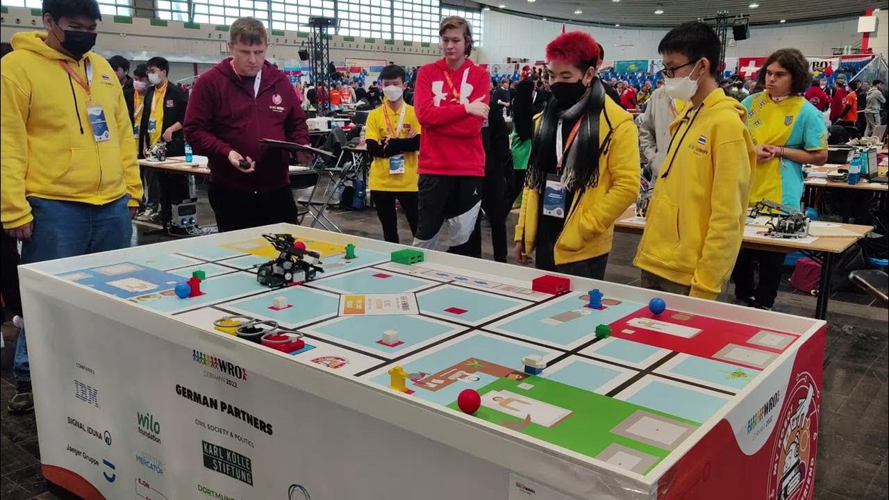 WRO Germany 2022 Robomission Senior Day 2 Surprise Mission - Thailand - YouTube