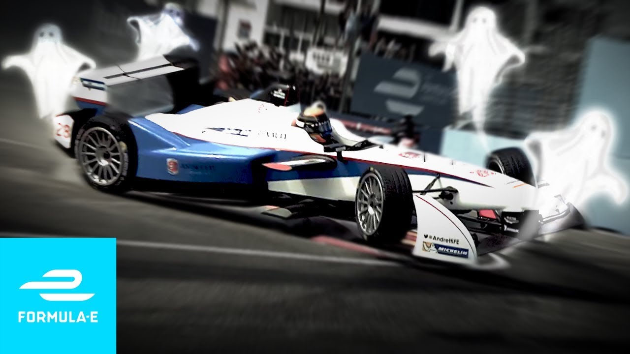 THE COMMENTATOR'S CURSE! Formula E Halloween Special - YouTube