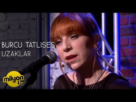 Burcu Tatlıses - Uzaklar (Canlı) | aRıza show