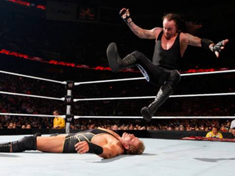 Raw: Undertaker vs. Jack Swagger - YouTube