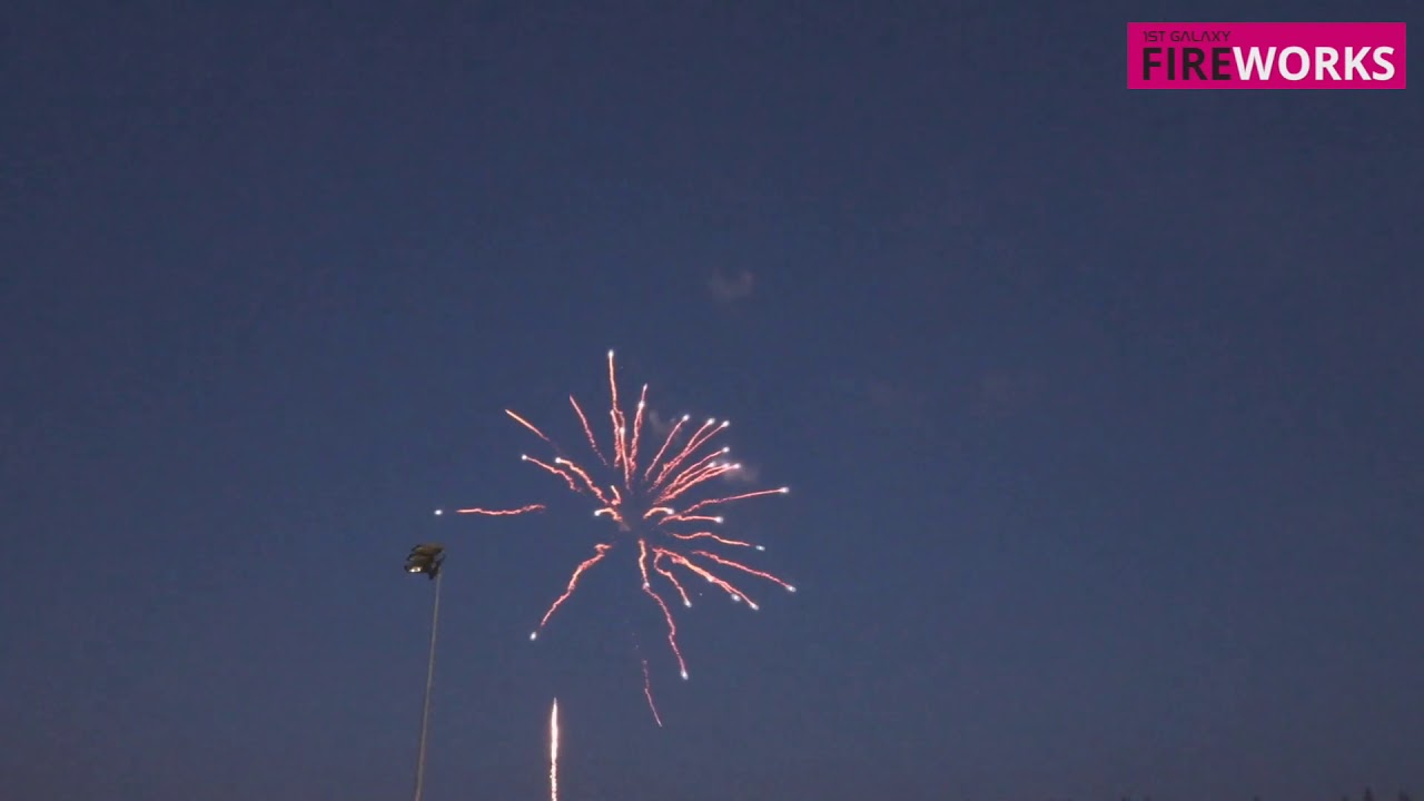 Jorge Fireworks Solaris 12 Shot Barrage - UK Footage - YouTube
