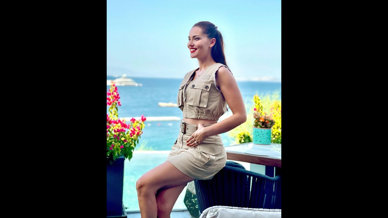 Burak Özçivit and Fahriye Evcen - Like!!! - YouTube