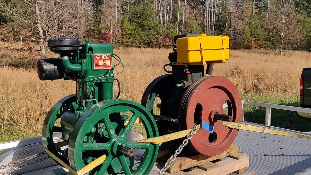 Lister diesel engines (and a Wisconsin) back home. - YouTube