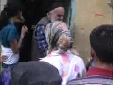 Bu da çiğ? tavuk izdihamı!