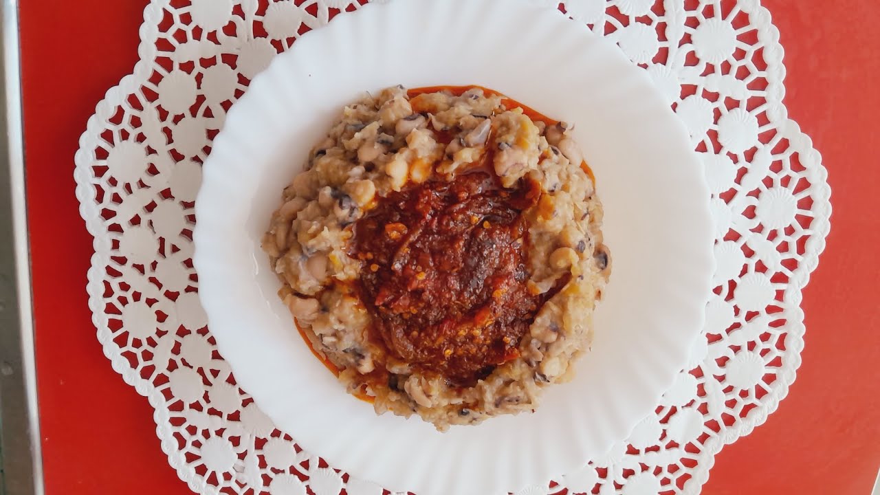Preparing A Delicious African White Beans with Plantain Meal and Fried ...