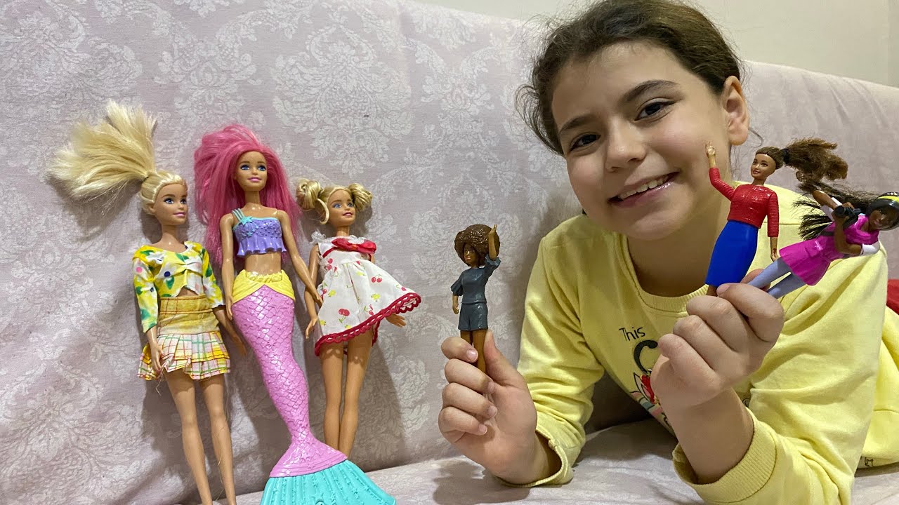 Büyük Barbie vs Küçük Barbie Challenge | Fun kids video - YouTube