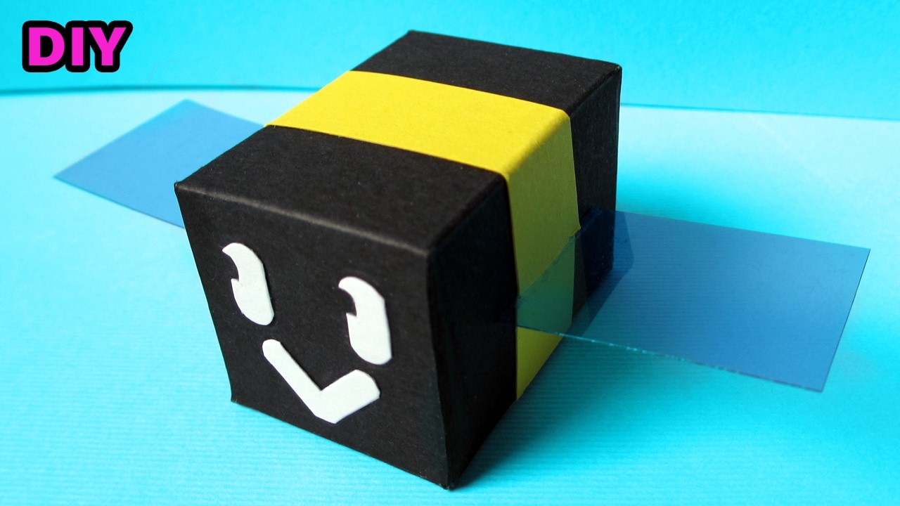 Watch Me Make a Roblox Bee Out of Paper! | Roblox Papercraft Bee Swarm Simulator - YouTube