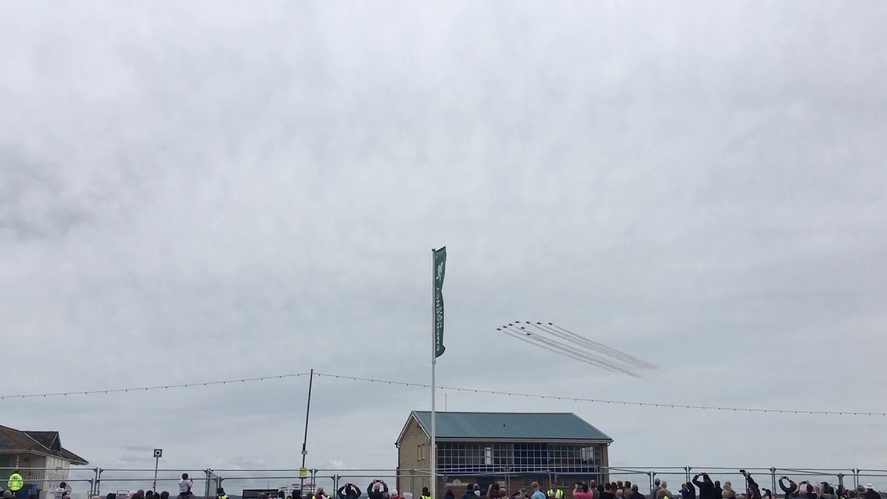 Red Arrows D-Day Anniversary - YouTube