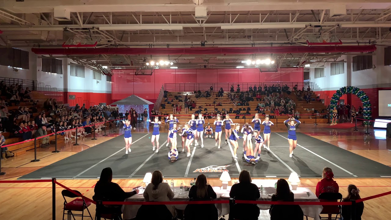 Merrimack Tomahawks Varsity Cheerleaders - YouTube