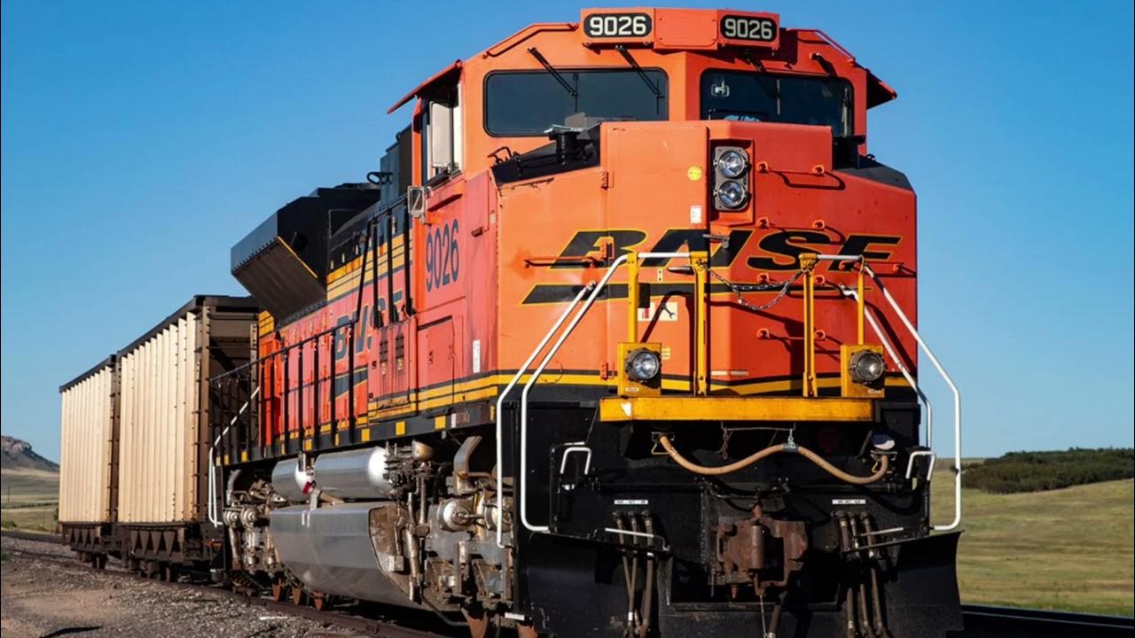 Locomotive Review: BNSF SD70ACe - YouTube