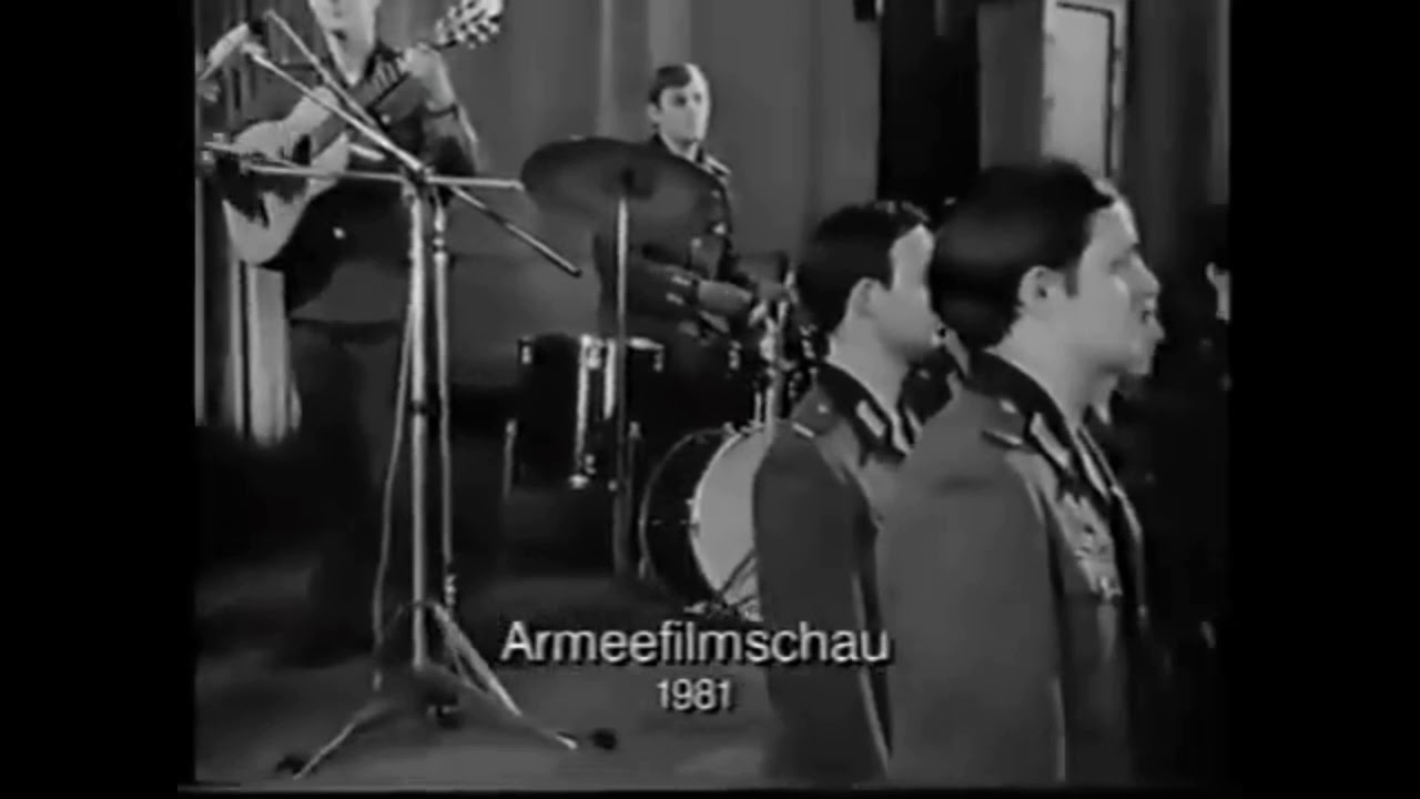 Frieden, Freundschaft, Solidarität NVA Singegruppe Oktoberklub - YouTube