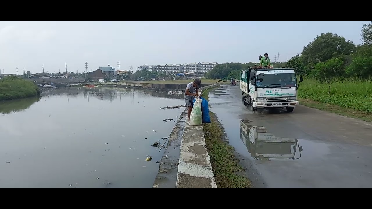 On Going Construction of LRT-Line 1 Zapote Satellite Depot, Brgy ...