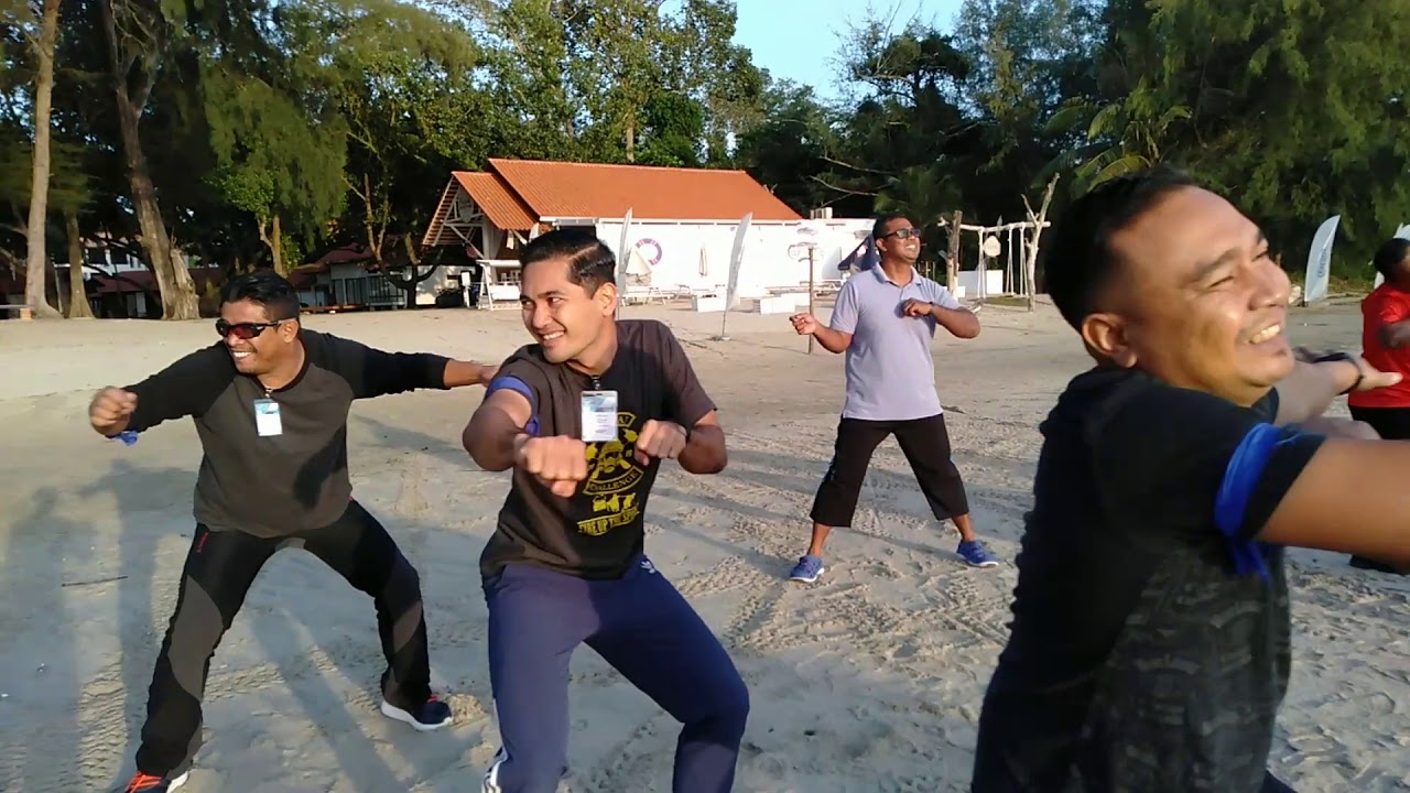 Qolbun Salim | CEFS Response Petronas Team Building 3/2019 - YouTube